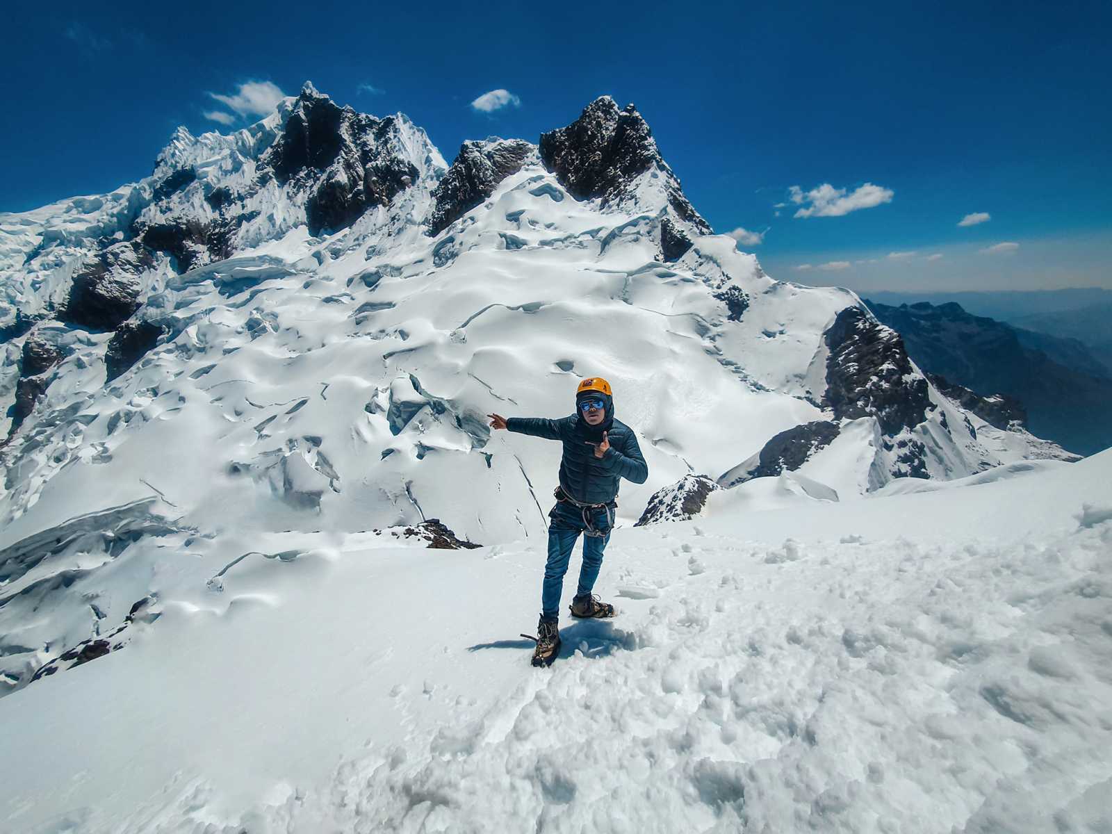 Guía Completa para escalar el Nevado Mateo en Perú